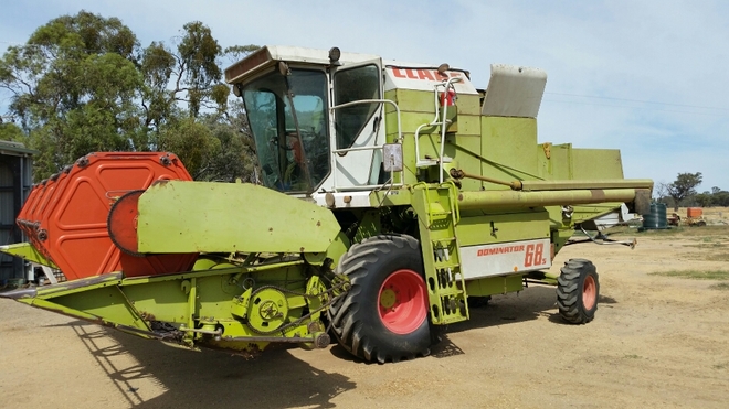 2 claas dominator 68 headers | Machinery & Equipment - Headers