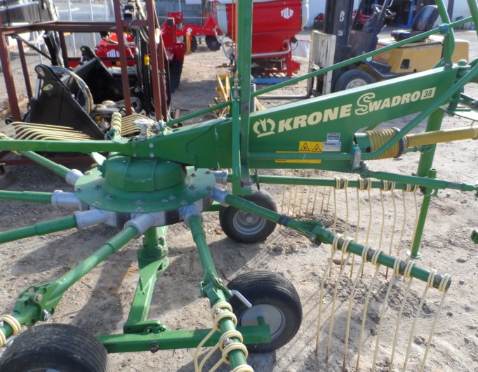 KRONE 38 RAKE | Machinery & Equipment - Hay and Silage