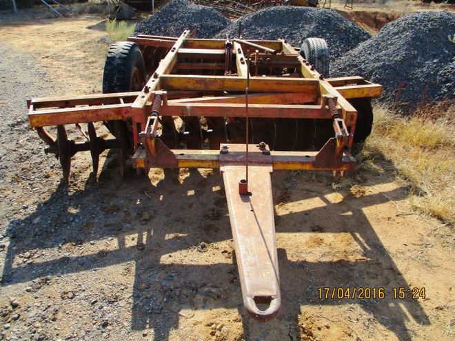 Offset Disc 24 Plate | Machinery & Equipment - Tillage and