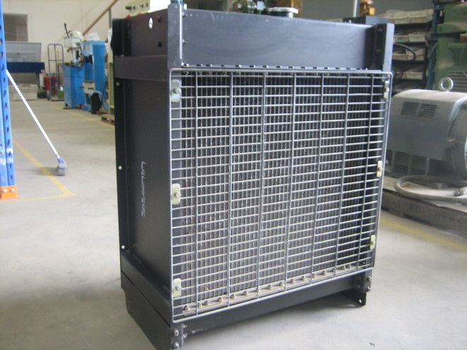 Radiator - Industrial Radiator 750mm L x 435mm W x 970mm H