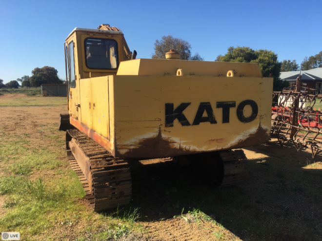 Kato HD550 | Machinery & Equipment - Excavator For Sale