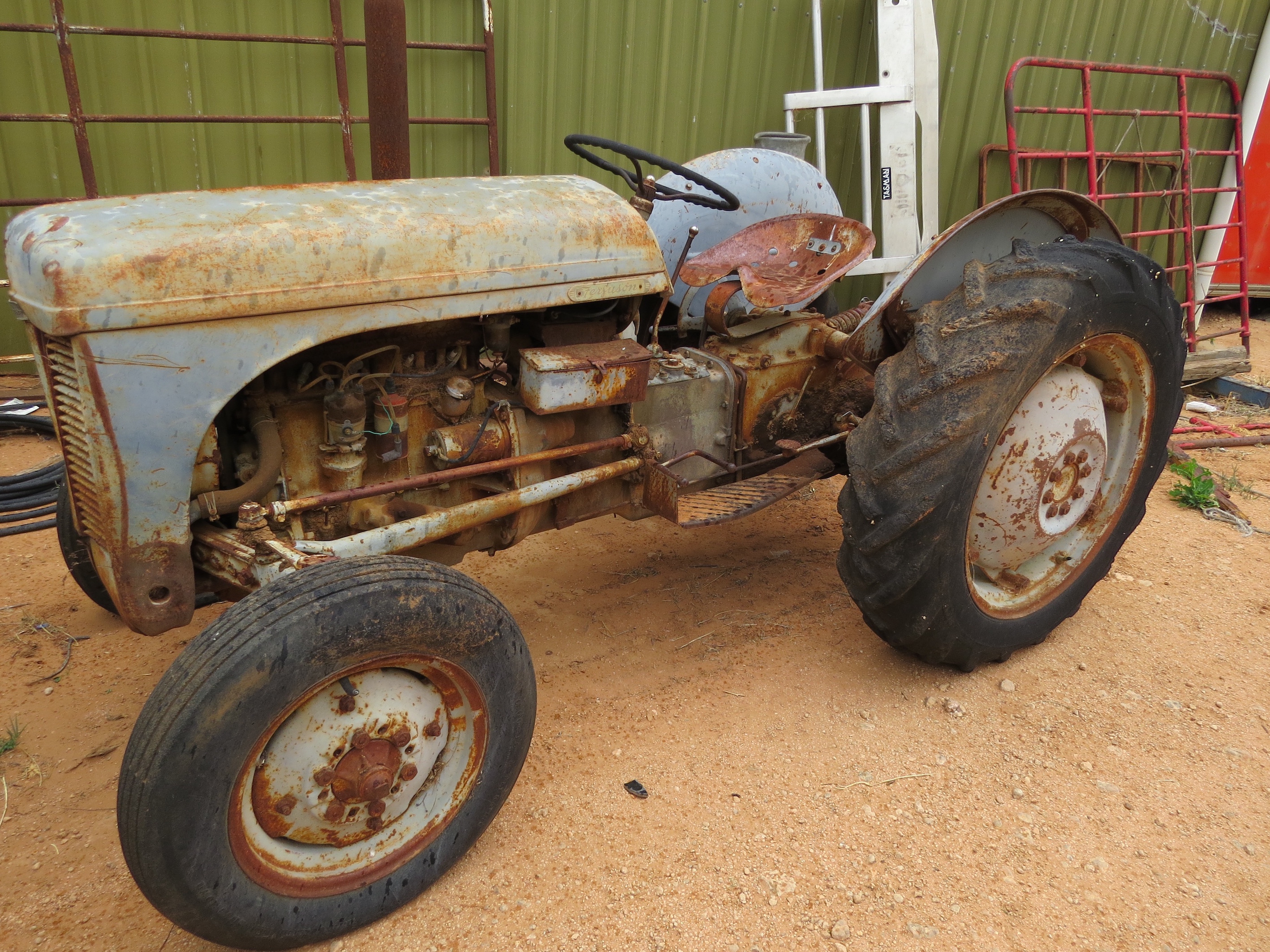 Massey Ferguson TEA20 | Machinery & Equipment - Tractors For