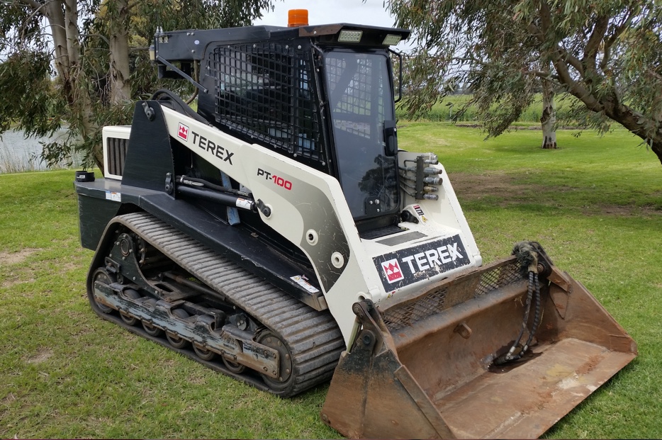 2011 Terex PT100 Compact Track Loader | Machinery & Equipment