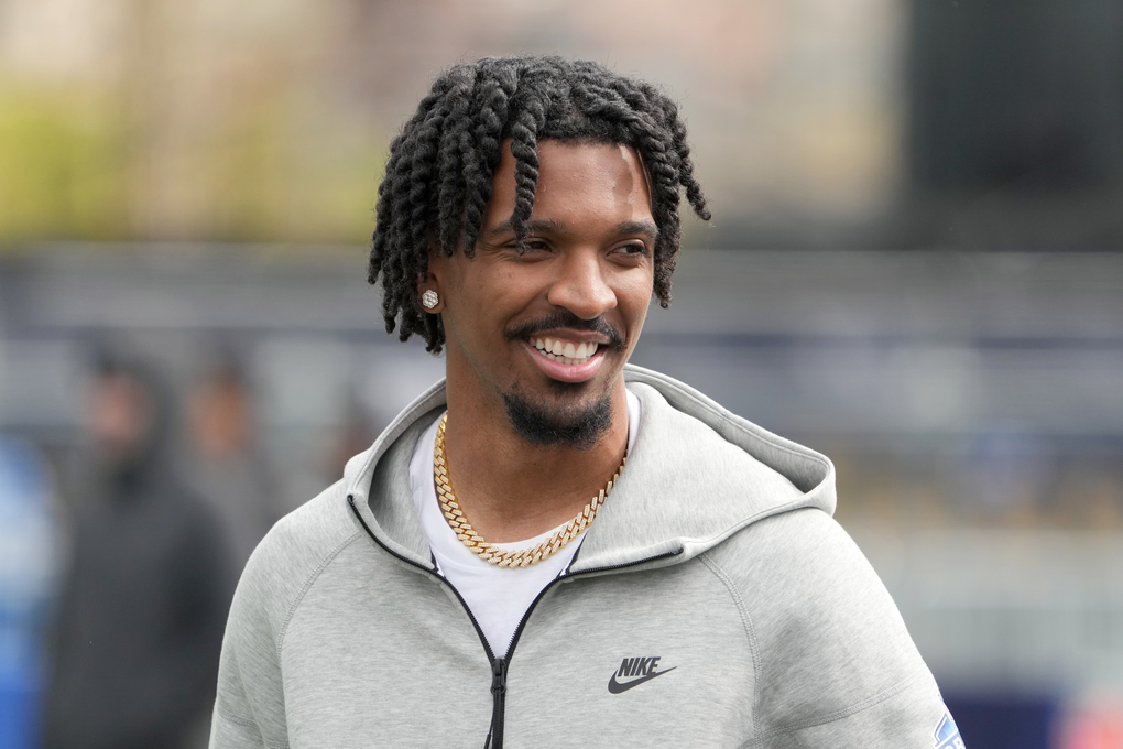 Jayden Daniels Signs Rookie-Scale Contract with Commanders ...