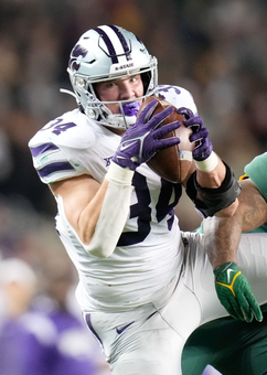 Ben Sinnott - Can Sinnott make a rookie impact for Commanders ...