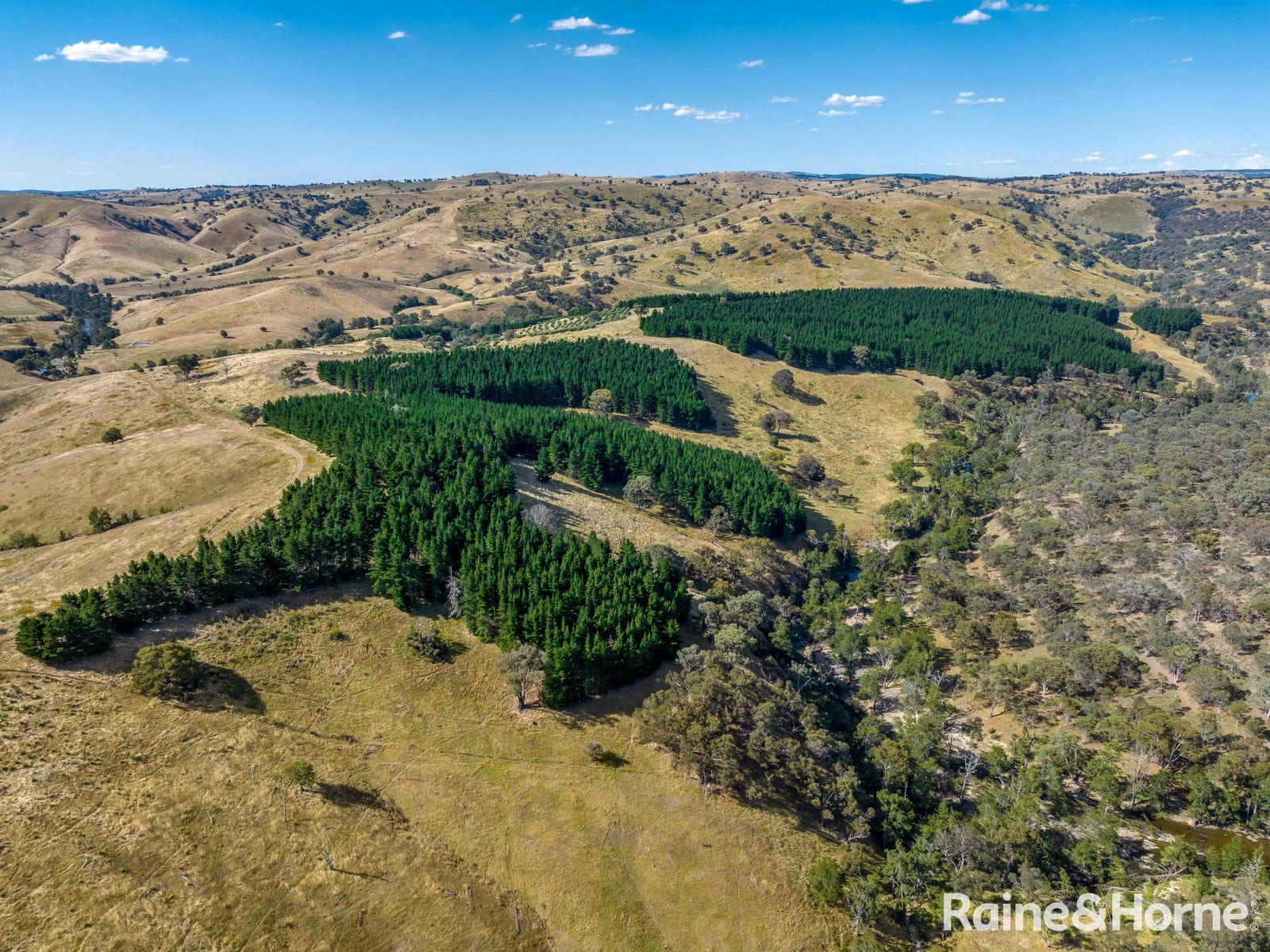 Farm For Sale in Crookwell, NSW 2583 | 1302 Fish River Road Narrawa Via