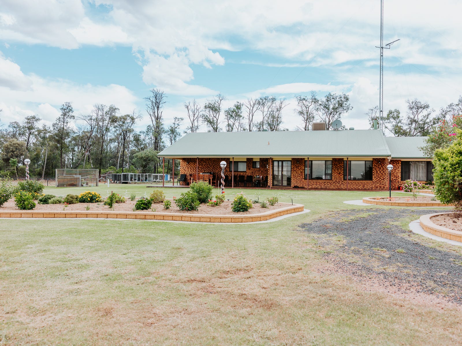 Farm For Sale in Tarawera, Qld 4494 | "bullamakinka" 781 Springmount Road