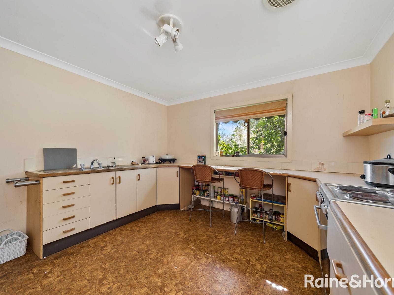 Farm For Sale in Crookwell, NSW 2583 | 1302 Fish River Road Narrawa Via