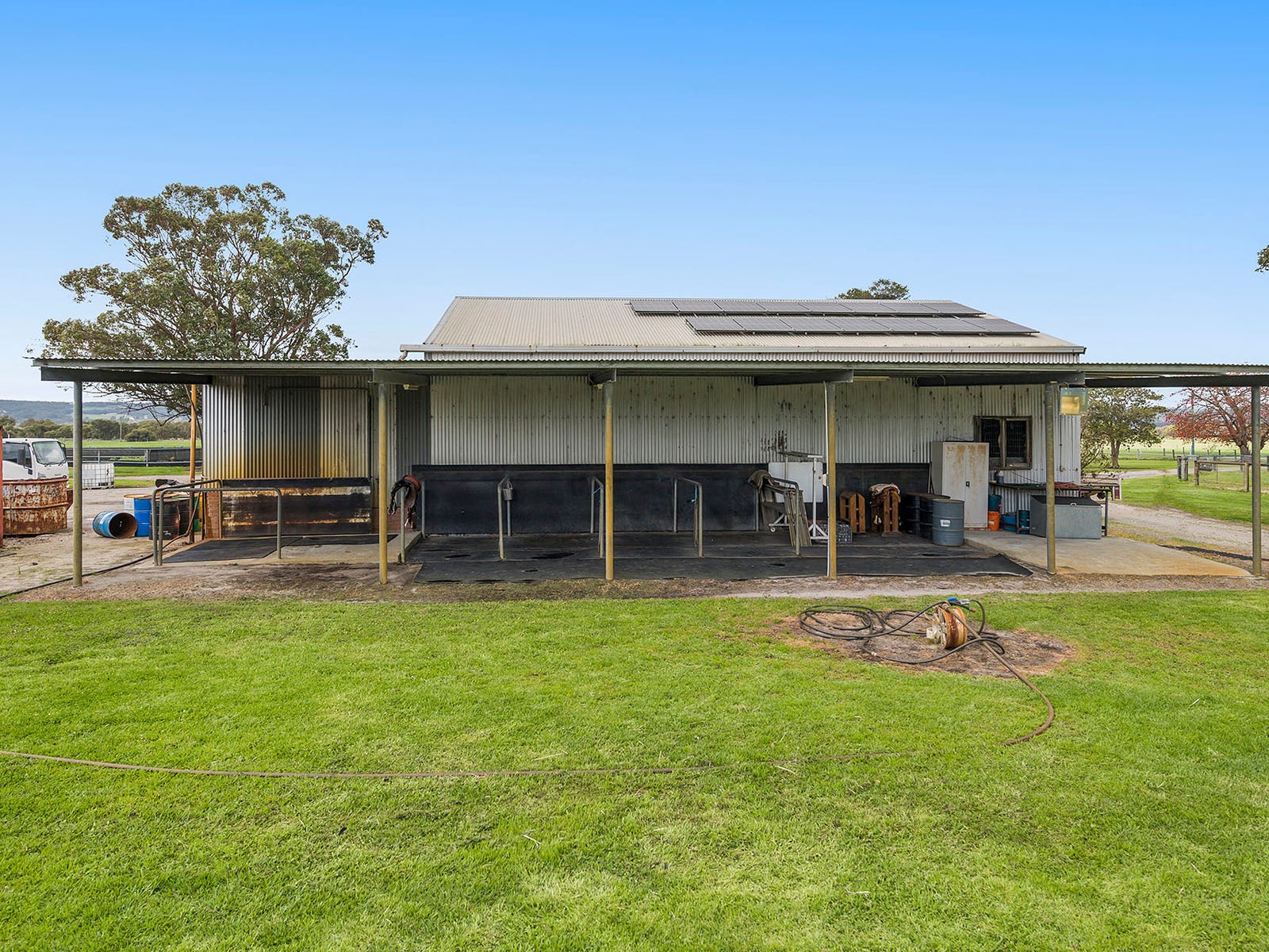 Farm For Sale in Bullsbrook, WA 6084 | 24 Gaston Road