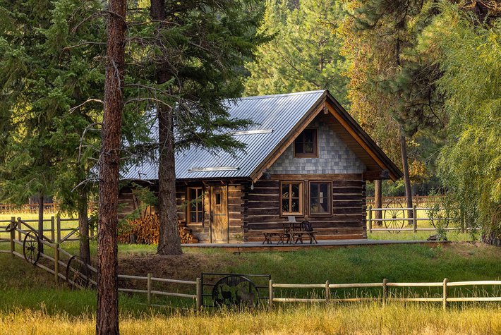 Fathom - Travel Guides, Stories, Tips, and Reviews