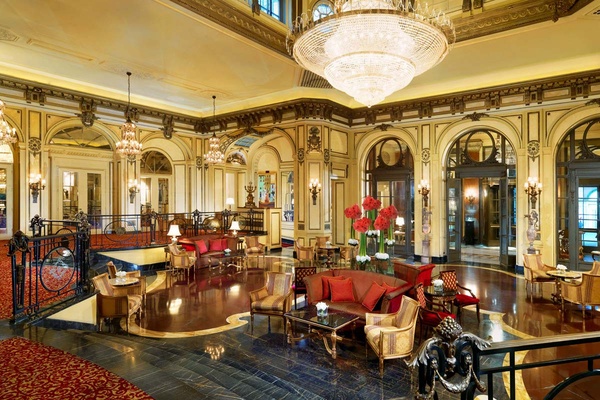 A Winning Turn at the St. Regis Rome - Fathom