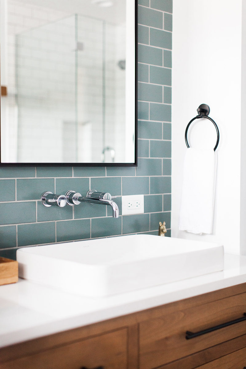 Rustic Flagstone Bathroom | Fireclay Tile