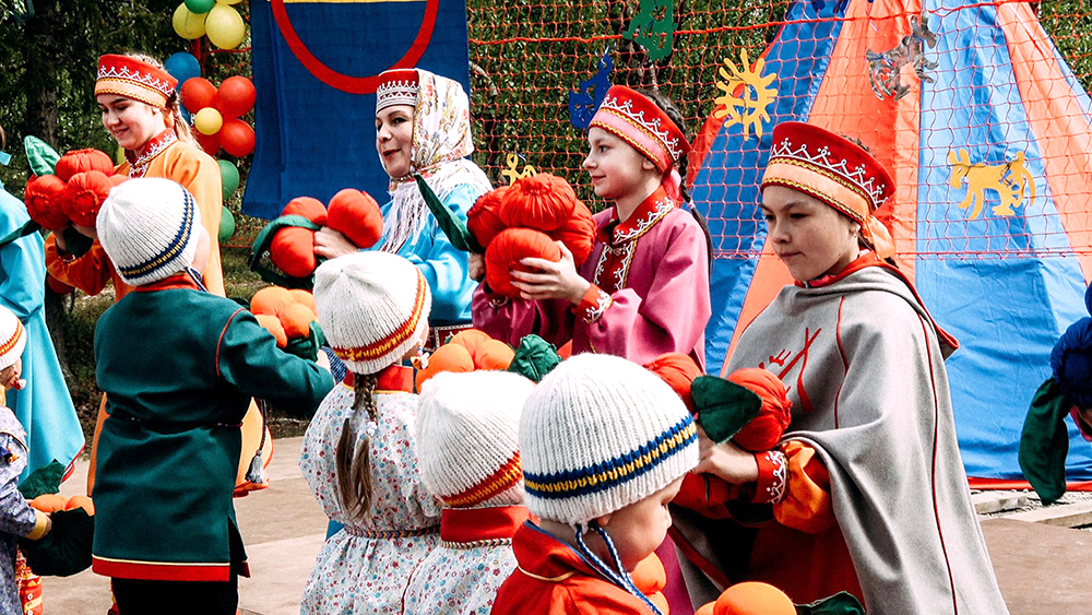 The Sami Song of Survival: Indigenous Activism on the Northern Frontier ...