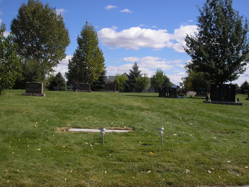 Explore Available Properties at Fairmount Cemetery