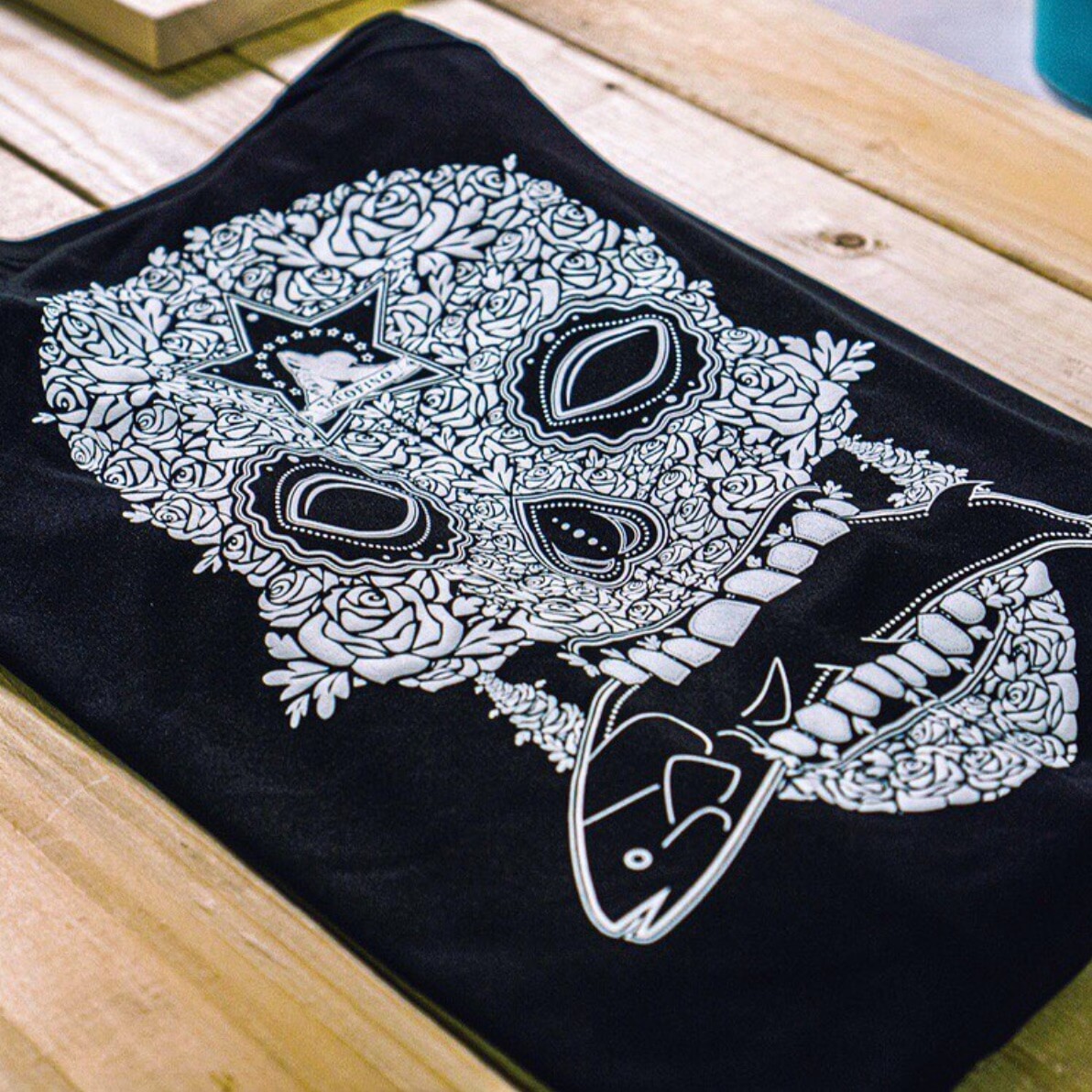 Custom Tank Tops: Design Your Own Sleeveless T-Shirts Canada