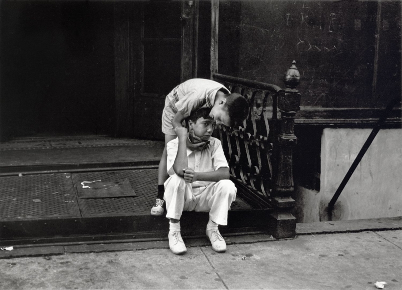 Twelve New York Moments 1939-1945 - Helen Levitt - Exhibitions ...