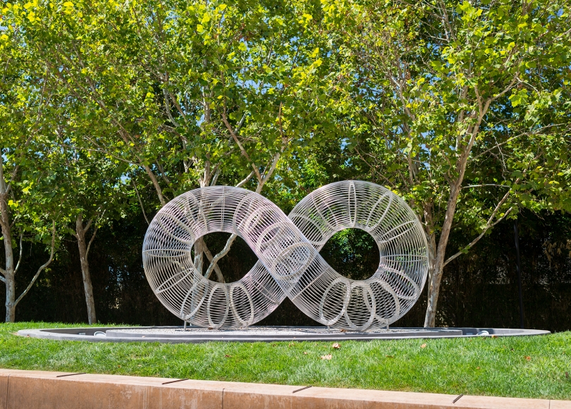 City Hall Sculpture Garden - Infinity - Projects - Cliff Garten Studio