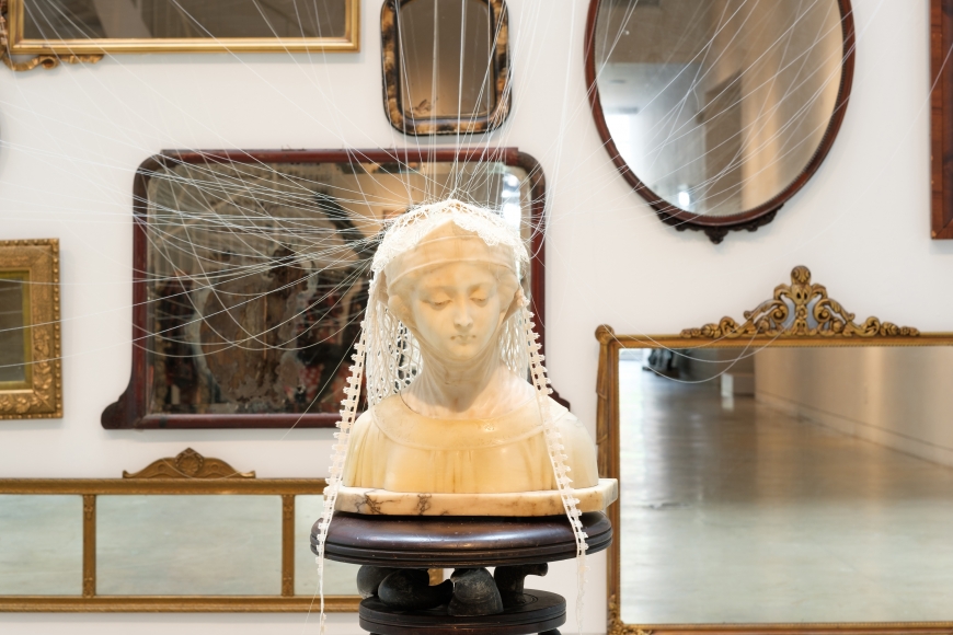 - Intricacies: Fragment and Meaning - Exhibitions - Aicon Art