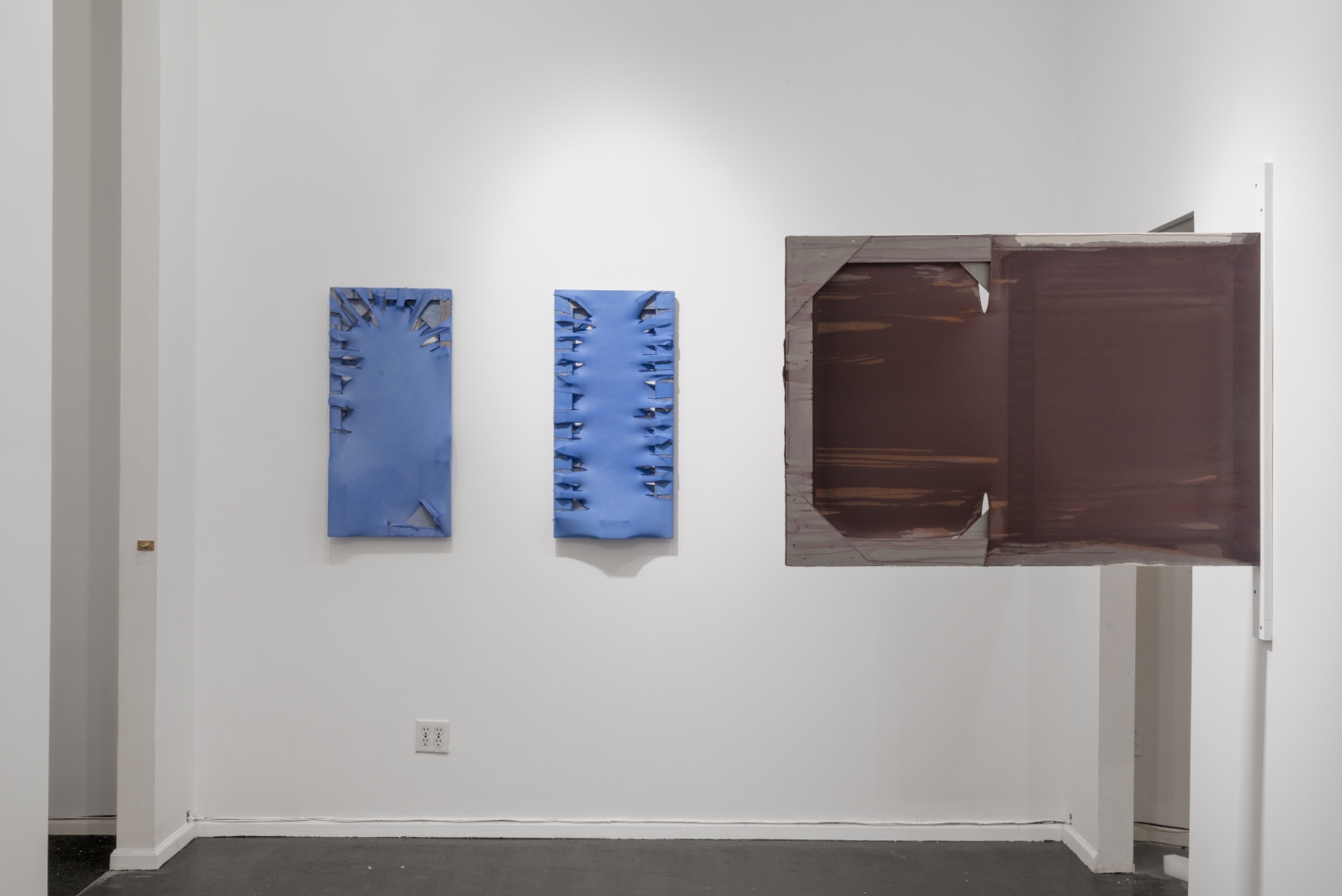 MARIA WALKER - Exhibitions - Freight+Volume