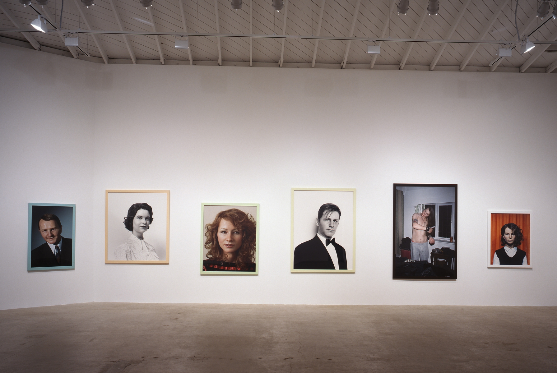 Gillian Wearing - Exhibitions - Regen Projects