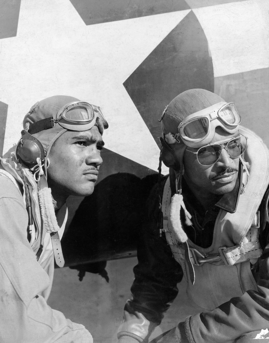 THE TUSKEGEE AIRMEN, 1943 - Photography Archive - The Gordon Parks ...