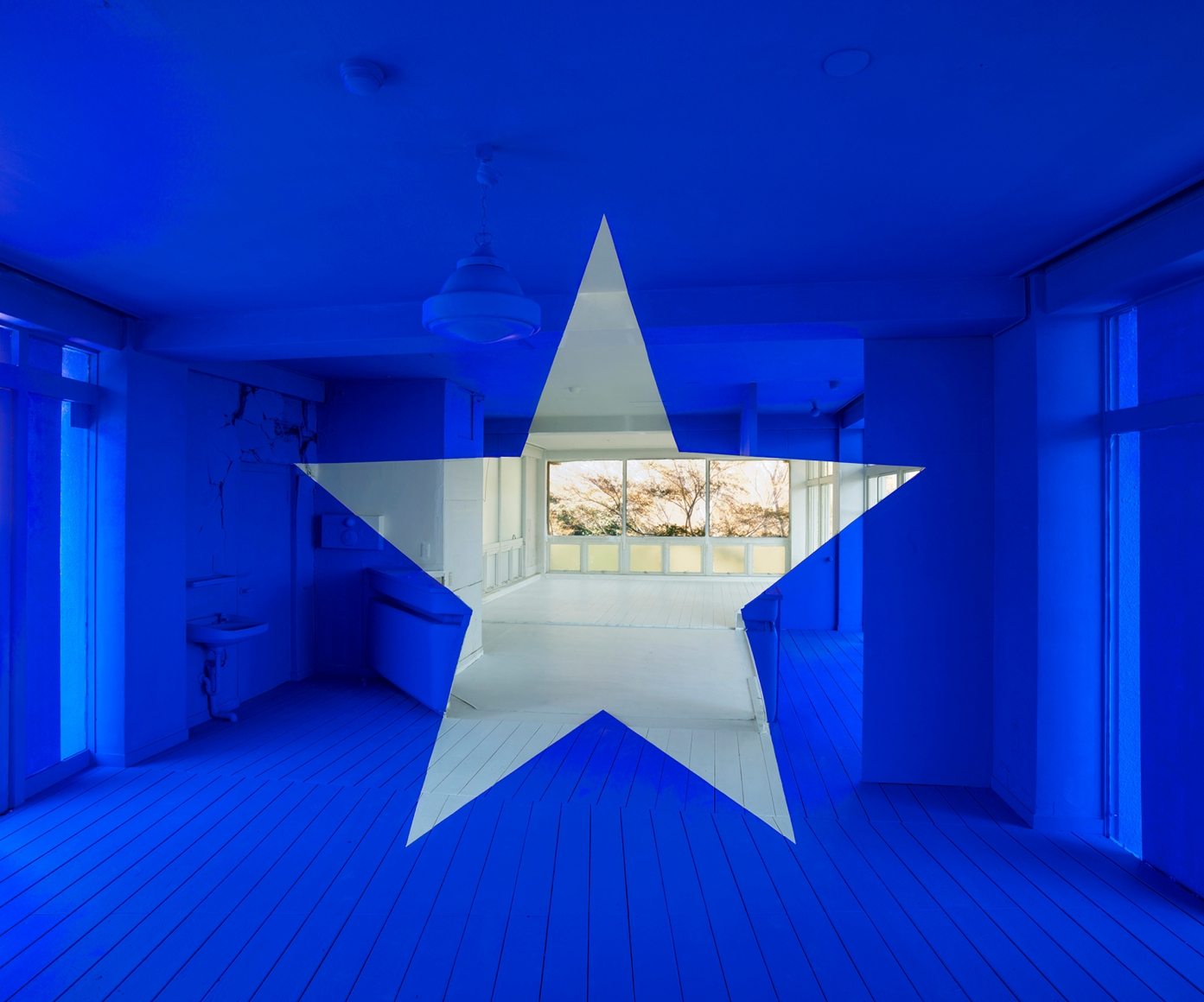 GEORGES ROUSSE - Artists - Sous Les Etoiles Gallery | Photography