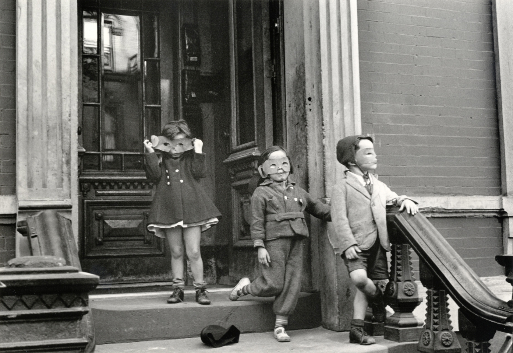 Helen Levitt - Artists - Laurence Miller Gallery