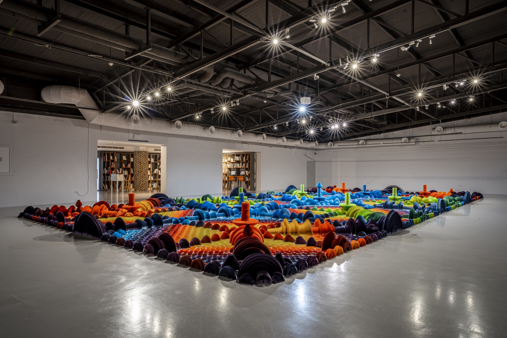 Li Hongbo - Artists - Eli Klein Gallery