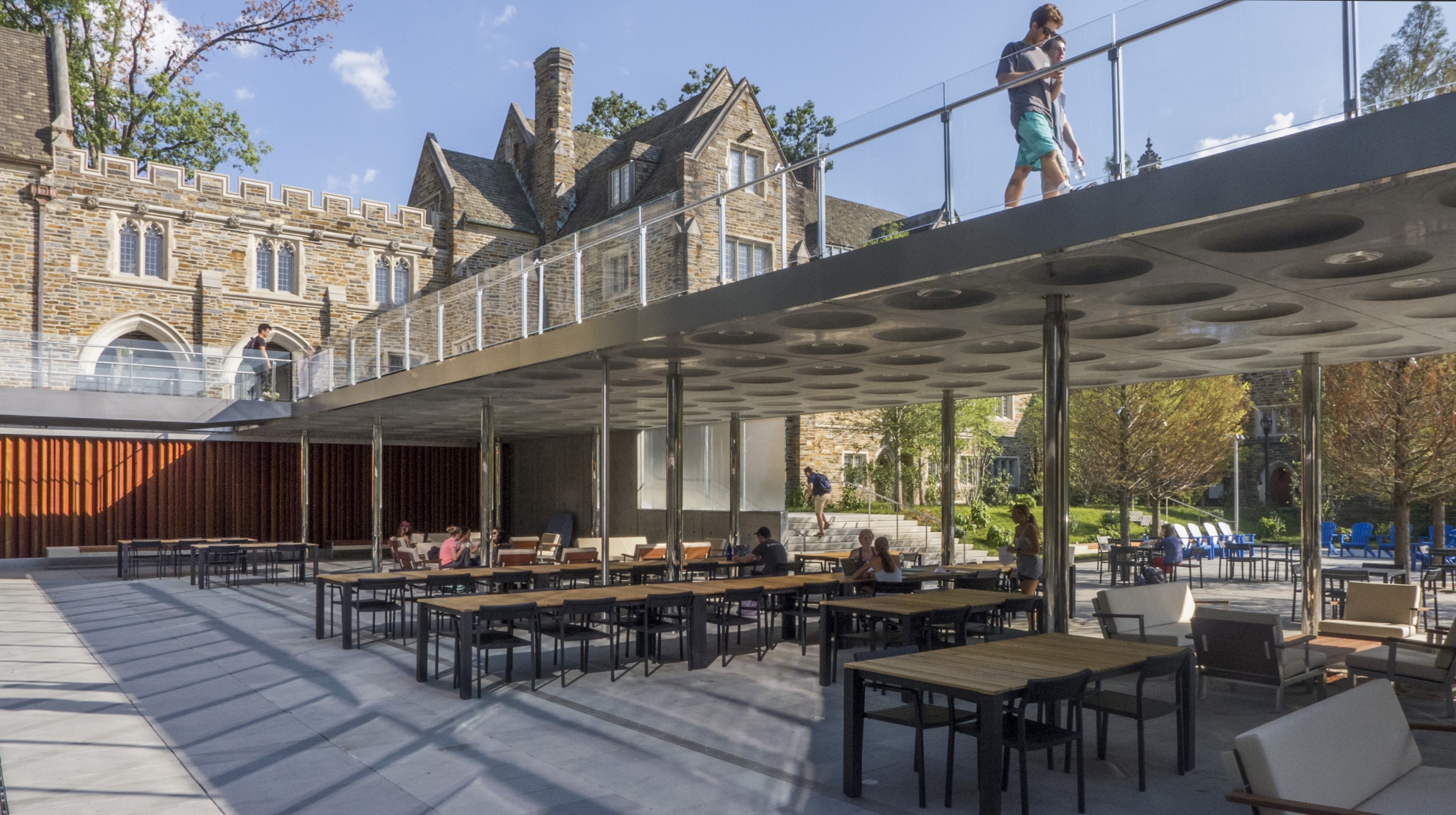 DUKE BRIDGE / PAVILION - Projects - James Carpenter Design Associates Inc.