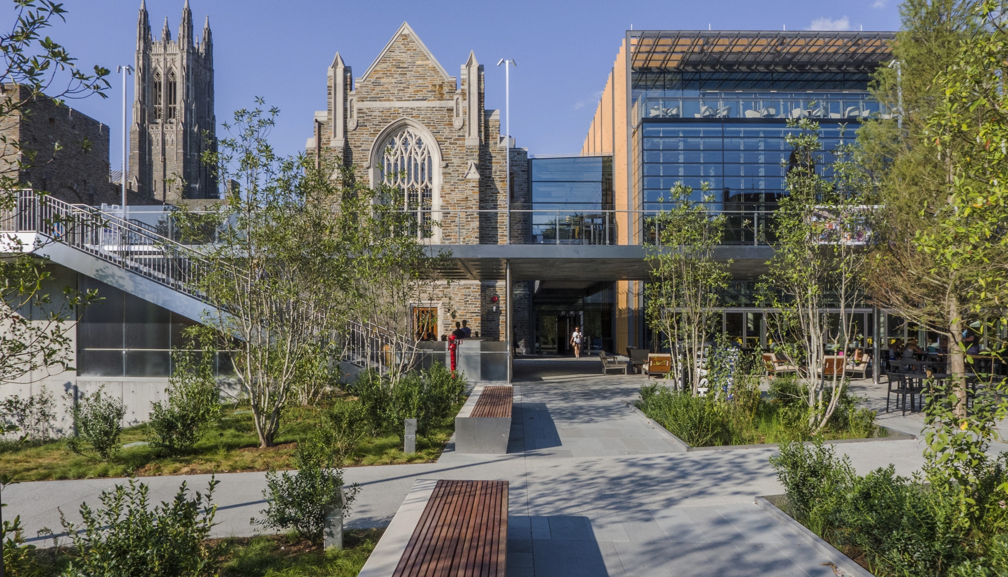 DUKE BRIDGE / PAVILION - Projects - James Carpenter Design Associates Inc.