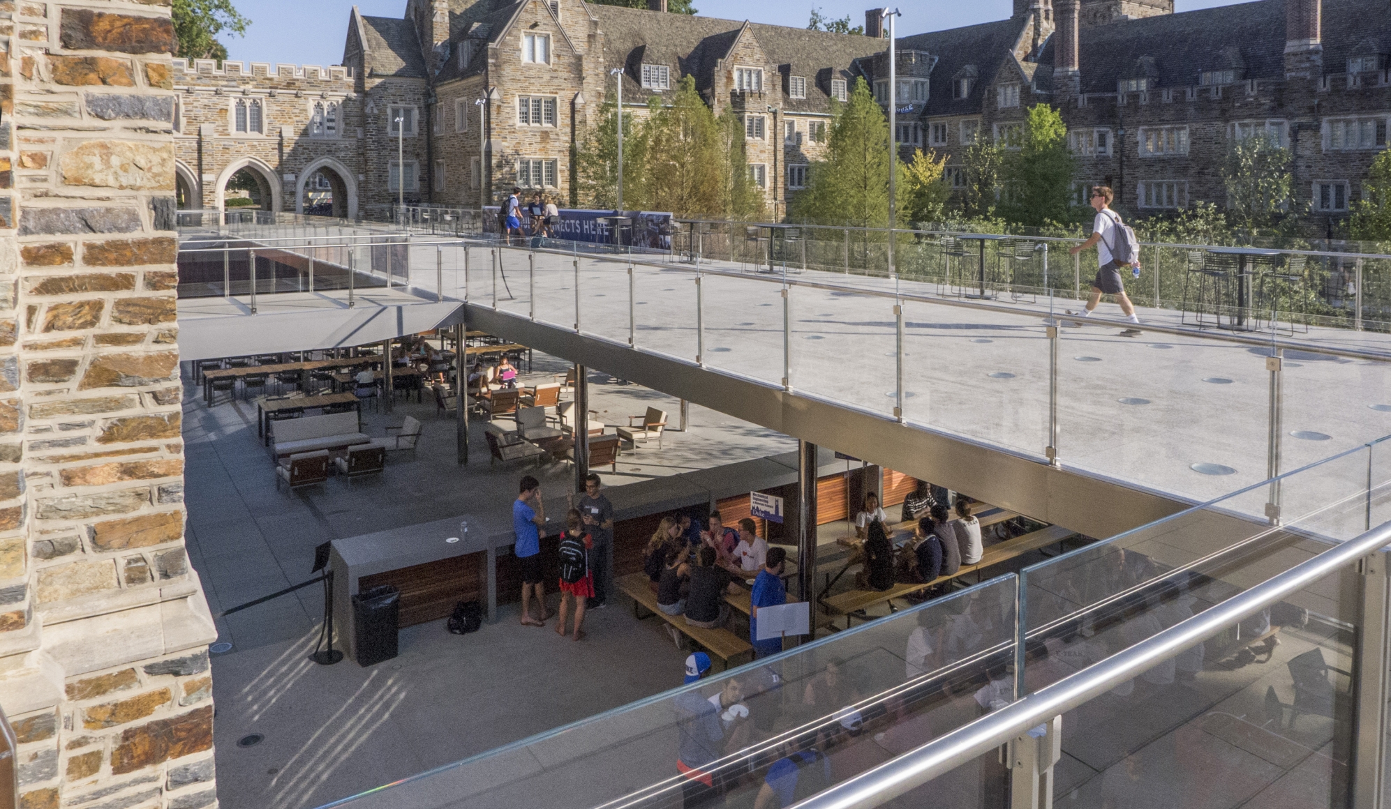 DUKE BRIDGE / PAVILION - Projects - James Carpenter Design Associates Inc.