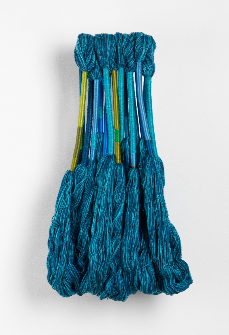 Sheila Hicks - Works - Demisch Danant