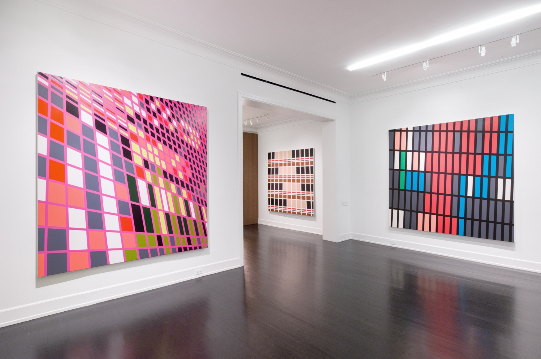 Sarah Morris - Midtown Paintings: 1998–2001 - Exhibitions - Petzel Gallery