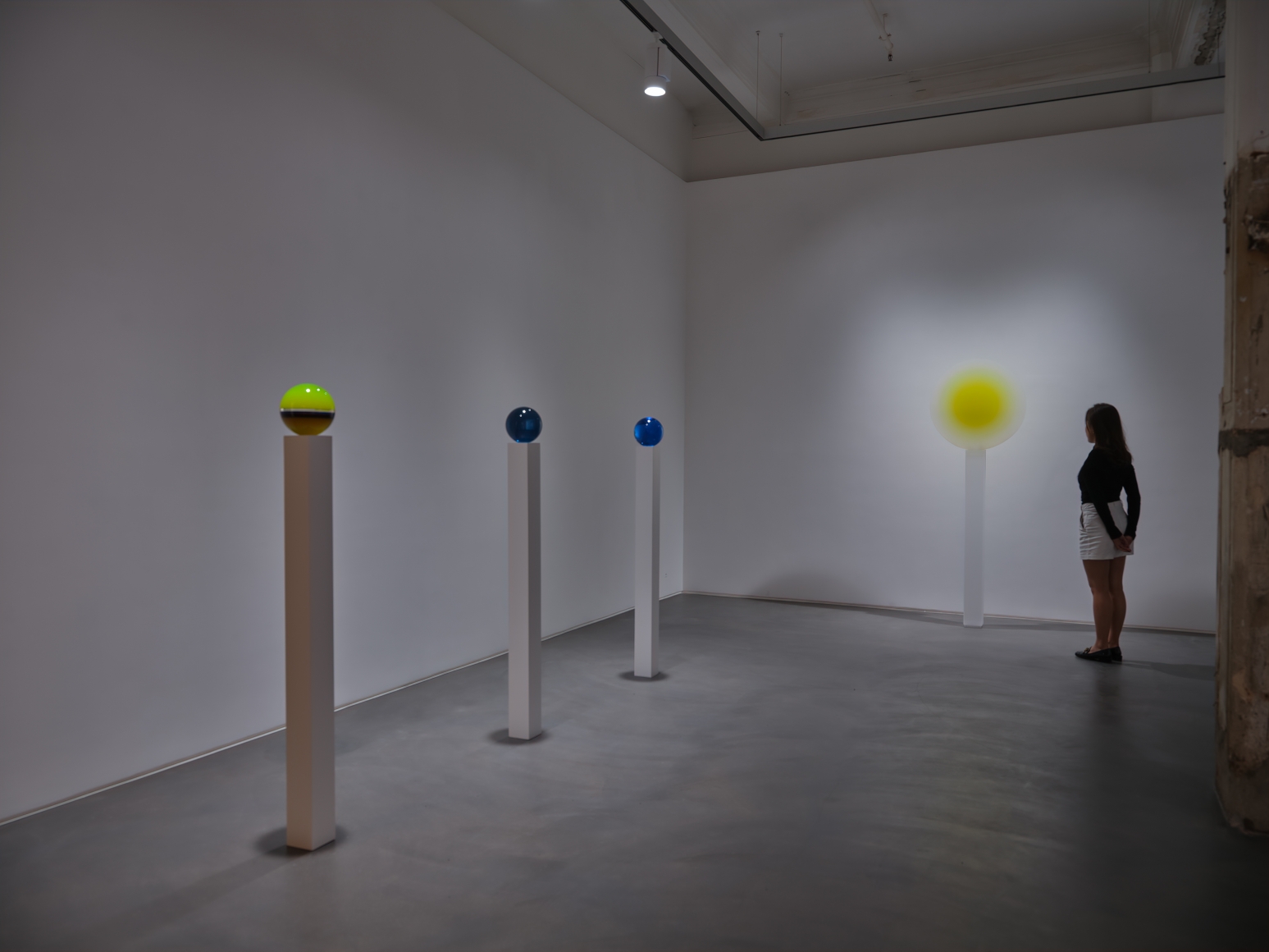 - Helen Pashgian - Exhibitions - Lehmann Maupin