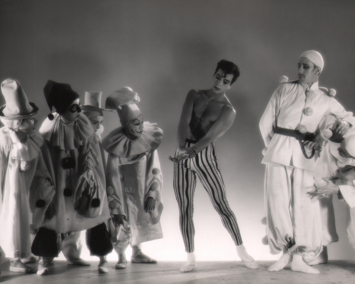 George Platt Lynes - Portraits, Nudes & Dance - Exhibitions - Keith de ...