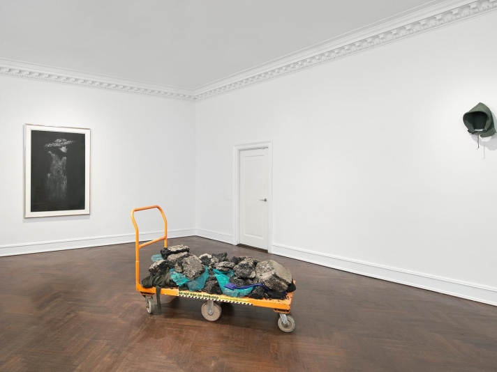 David Hammons - Exhibitions - Mnuchin Gallery