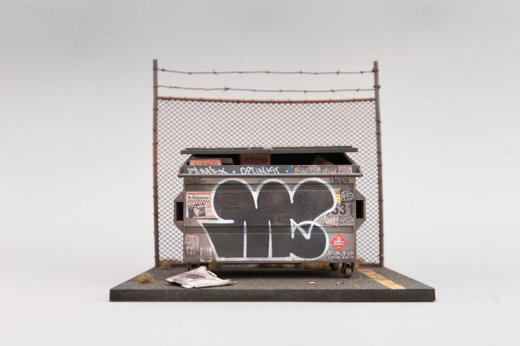 JOSHUA SMITH - Artists - Muriel Guepin Gallery