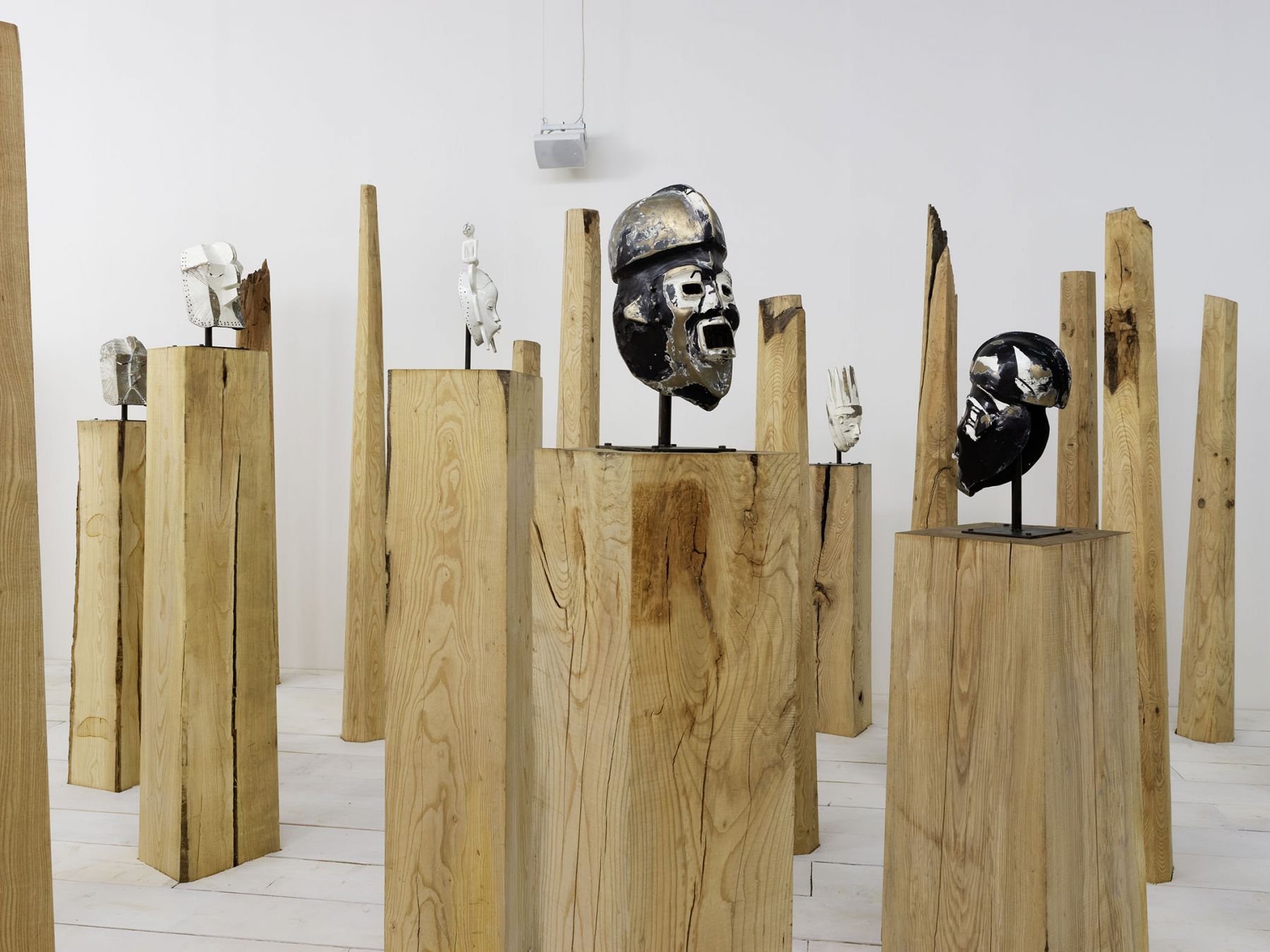 Theaster Gates - Artists - Regen Projects