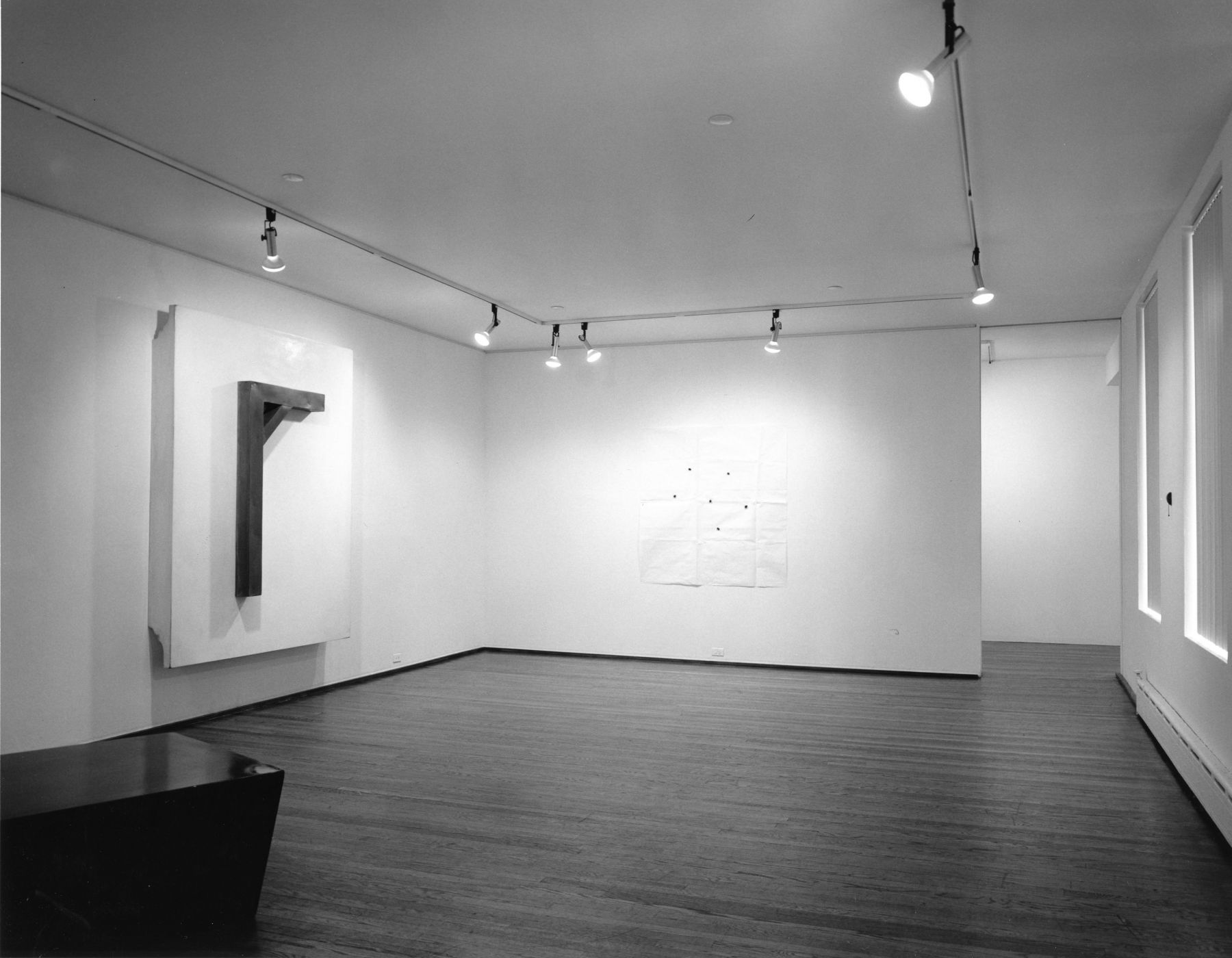 - Robert Therrien - Exhibitions - Castelli Gallery