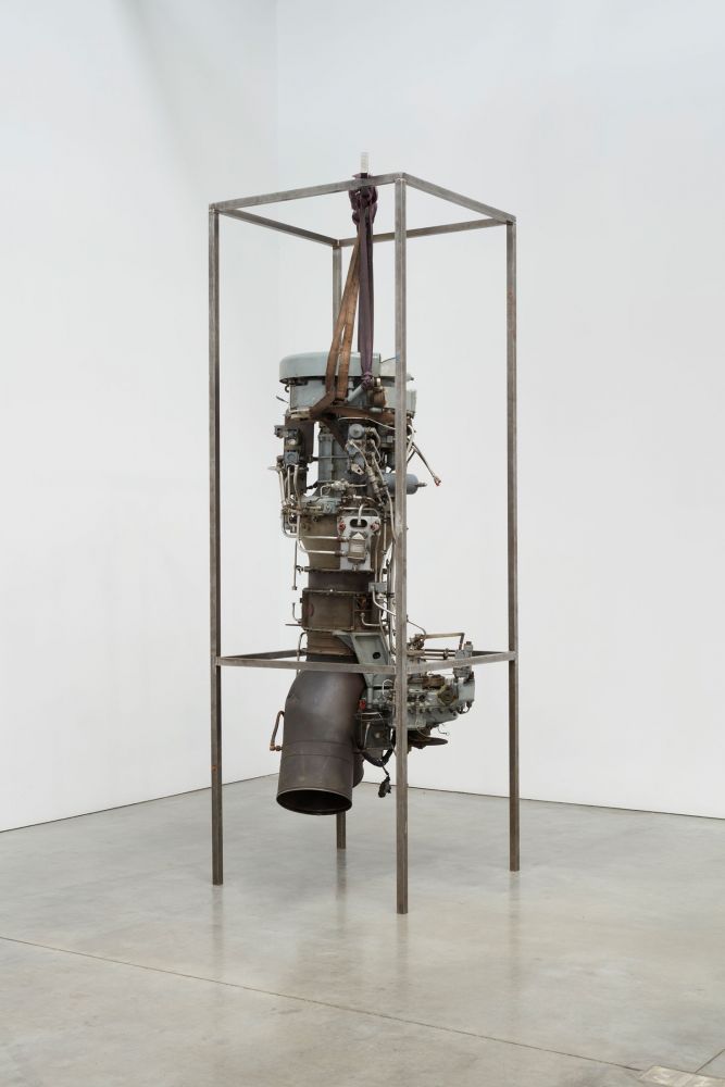 Roger Hiorns - Artists - Luhring Augustine