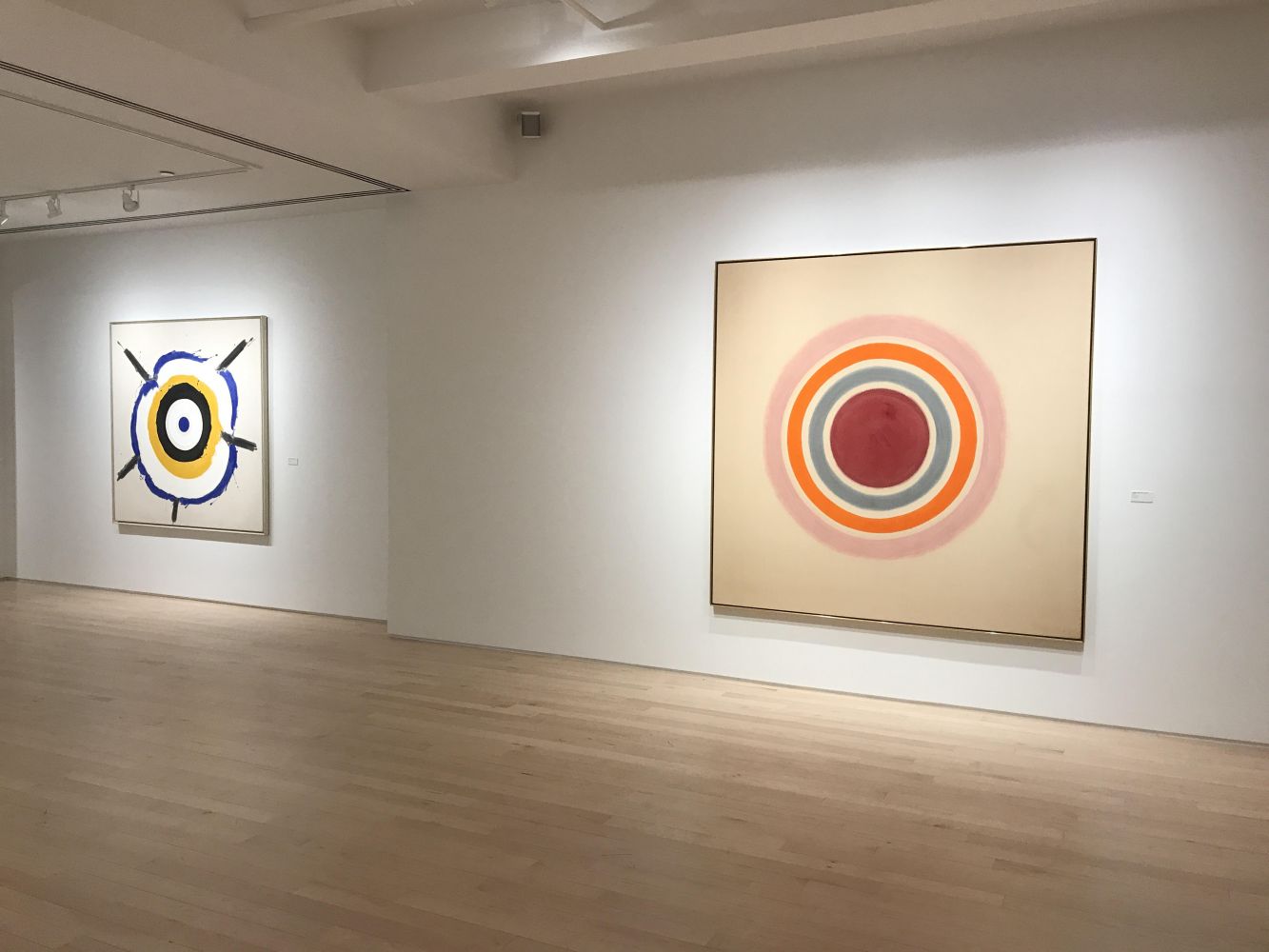 Kenneth Noland - Exhibitions - Yares Art