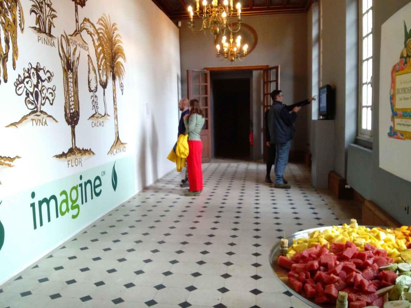 minerva cuevas - Artists - Kurimanzutto