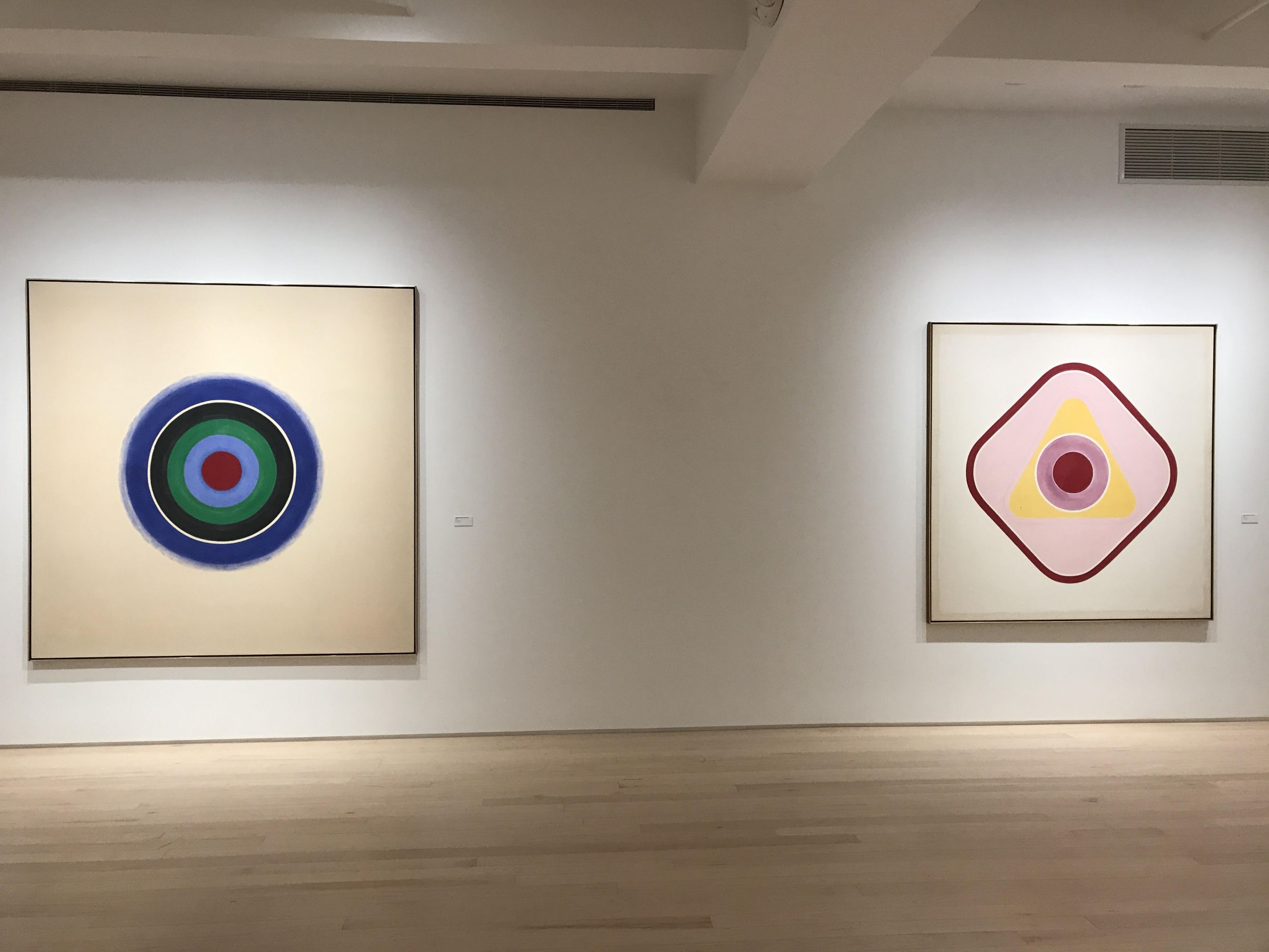 Kenneth Noland - Exhibitions - Yares Art
