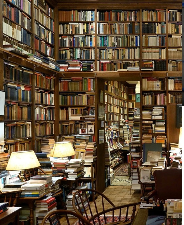 Richard Macksey’s home library stands as a professor’s heavenly ...