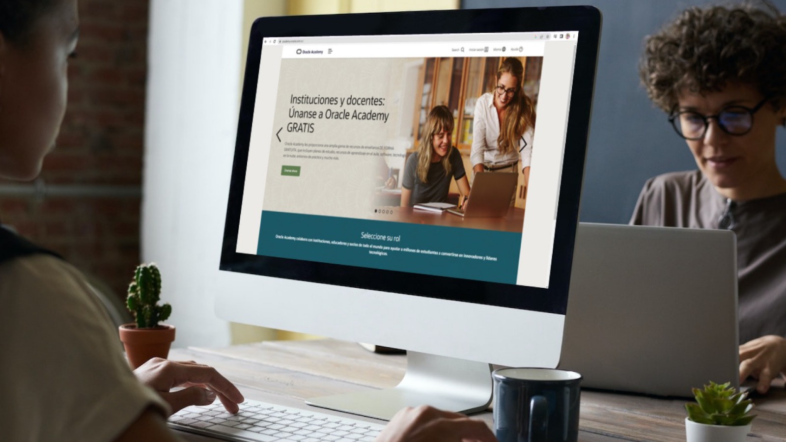 Lanzamiento de la Academia Oracle en la PUCP - Departamento de ...