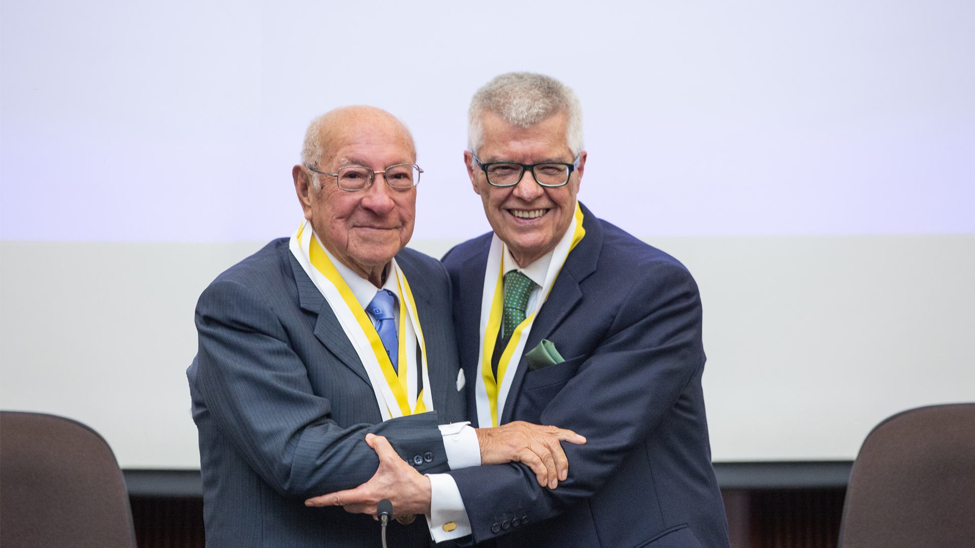 César Fernández y Lorenzo Zolezzi: profesores eméritos Derecho PUCP