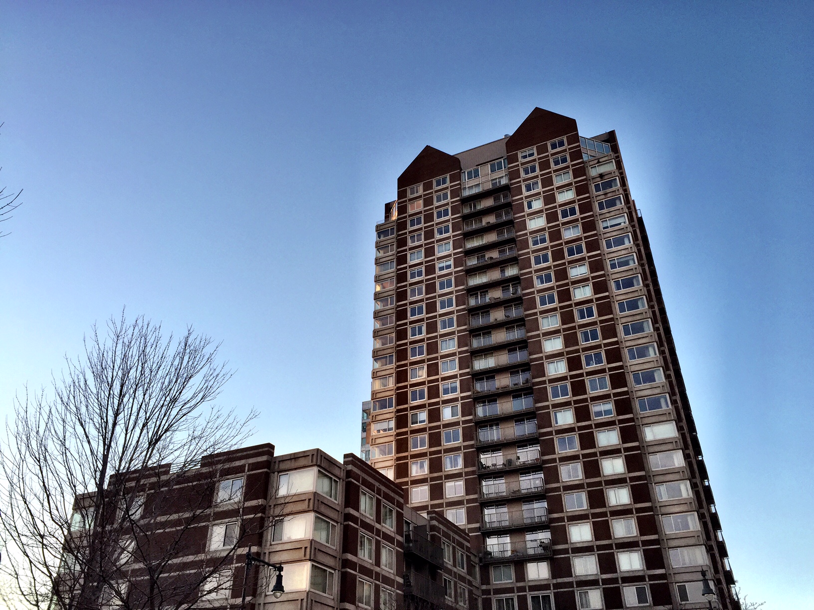 Cambridge Condos - Regatta Riverview Cambridge | Charles Cherney