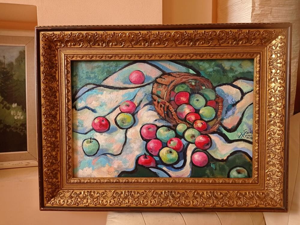 "My favorite apples" by Mariya Stavrova