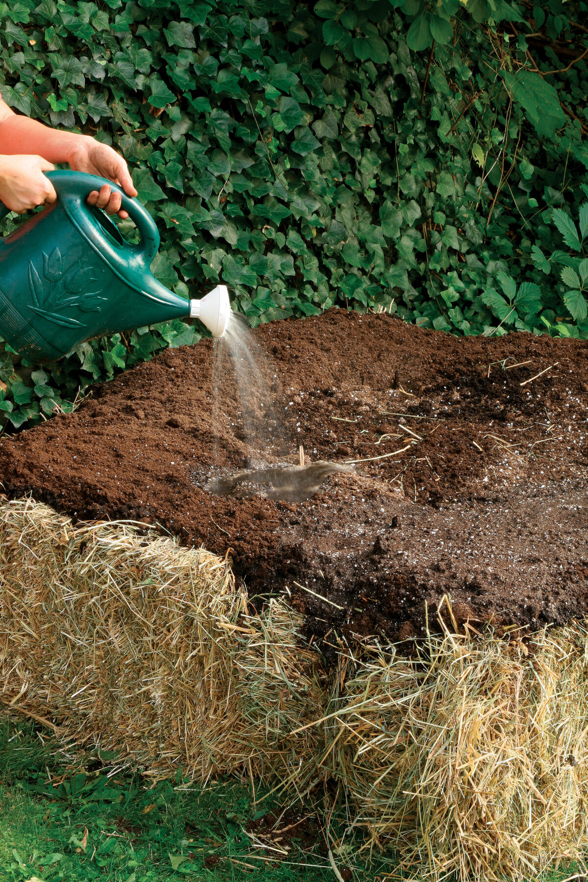 Build a Garden Out of Straw - Fine Gardening