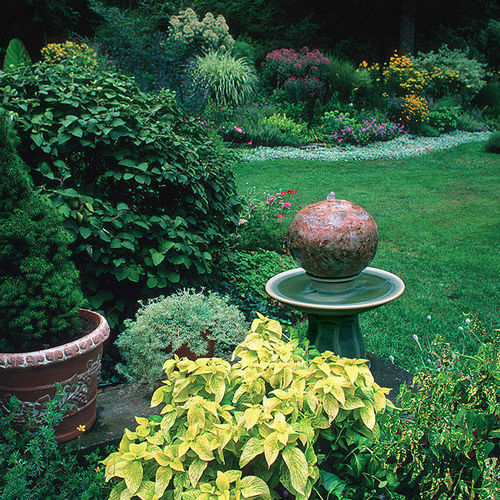 Indispensable Green - Fine Gardening